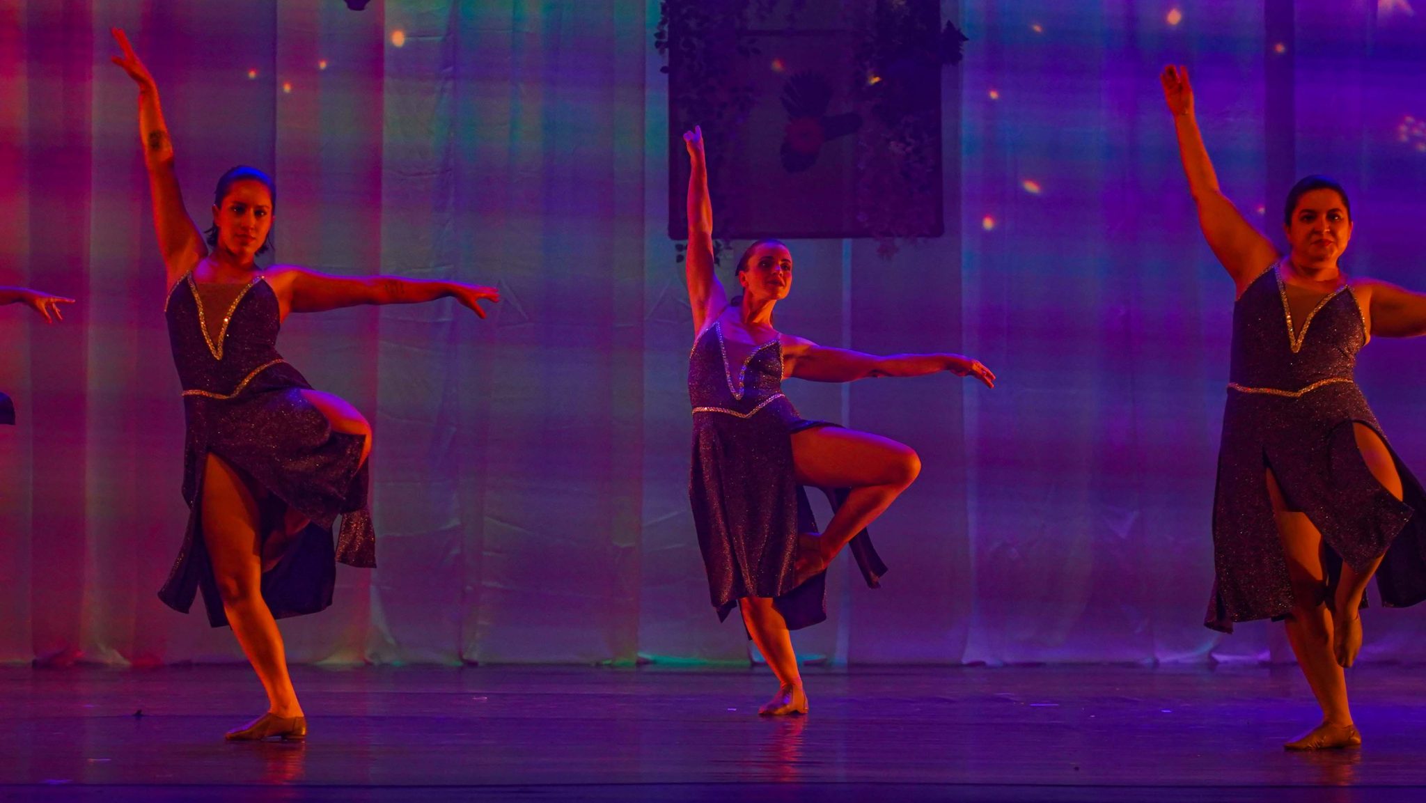 2022: Colors - Escola de Dança Athenè Tamisier